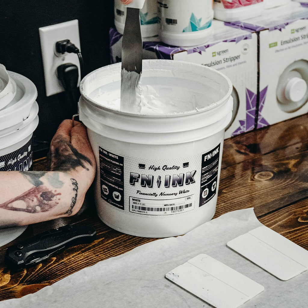 Tintas de impresión de pantalla blanca – ScreenPrinting.com